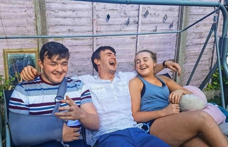 Who Is Paul Mescal Brother And Sister- Meet Siblings Donnacha & Nell ...