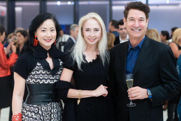 How Old Is Jim Breyer Wife, Angela Chao Present Age? Age, Net Worth And ...