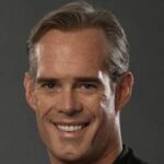 Who Are British Singer RAYE Sisters And Parents? Family In Detail ...