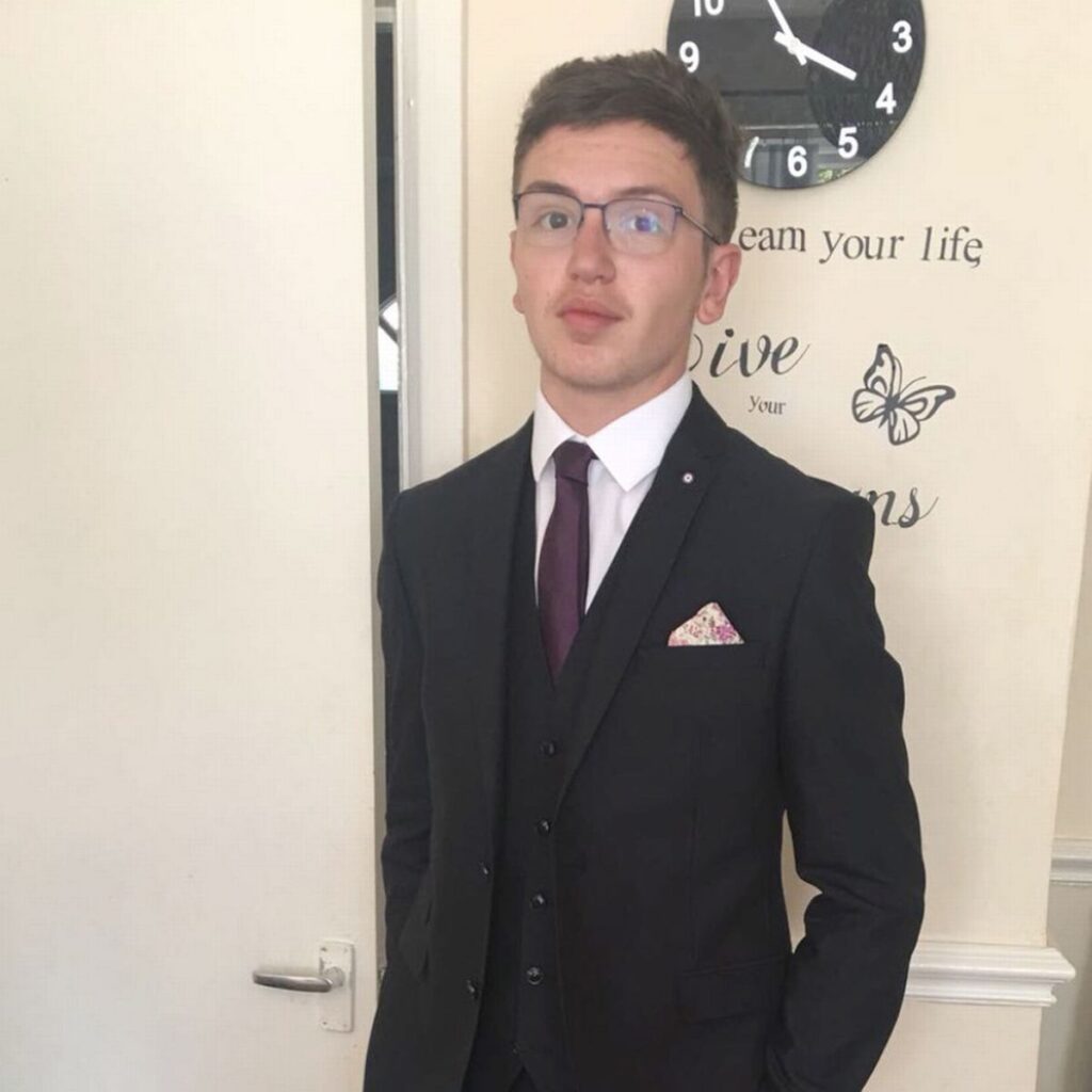 Has Fe4rless Revealed His Face? Here’s How He Actually Looks Like ...