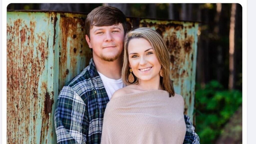 Who Is Mark Kelly Ex-Wife Amelia Victoria? Facts To Know About Amelia ...